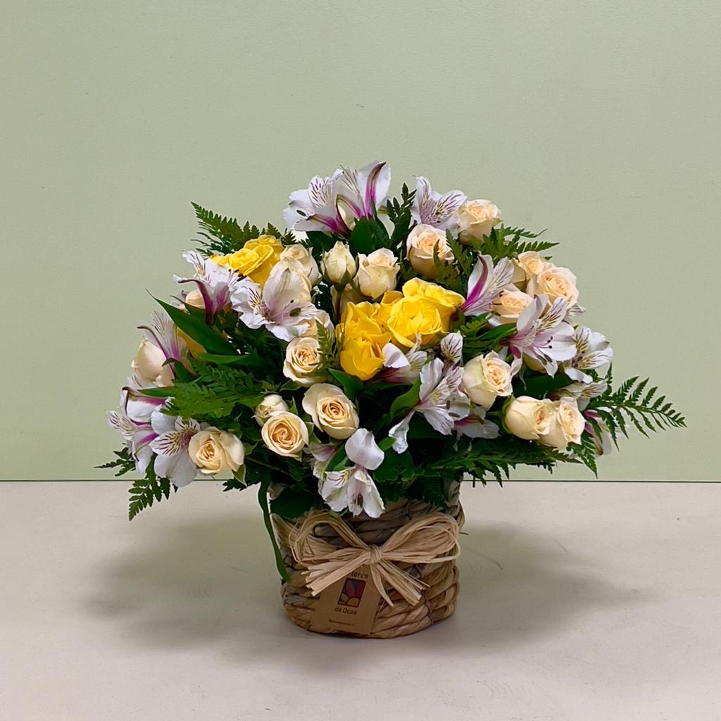 Canasto Mini Rosas Amarillo | Flores de ocoa