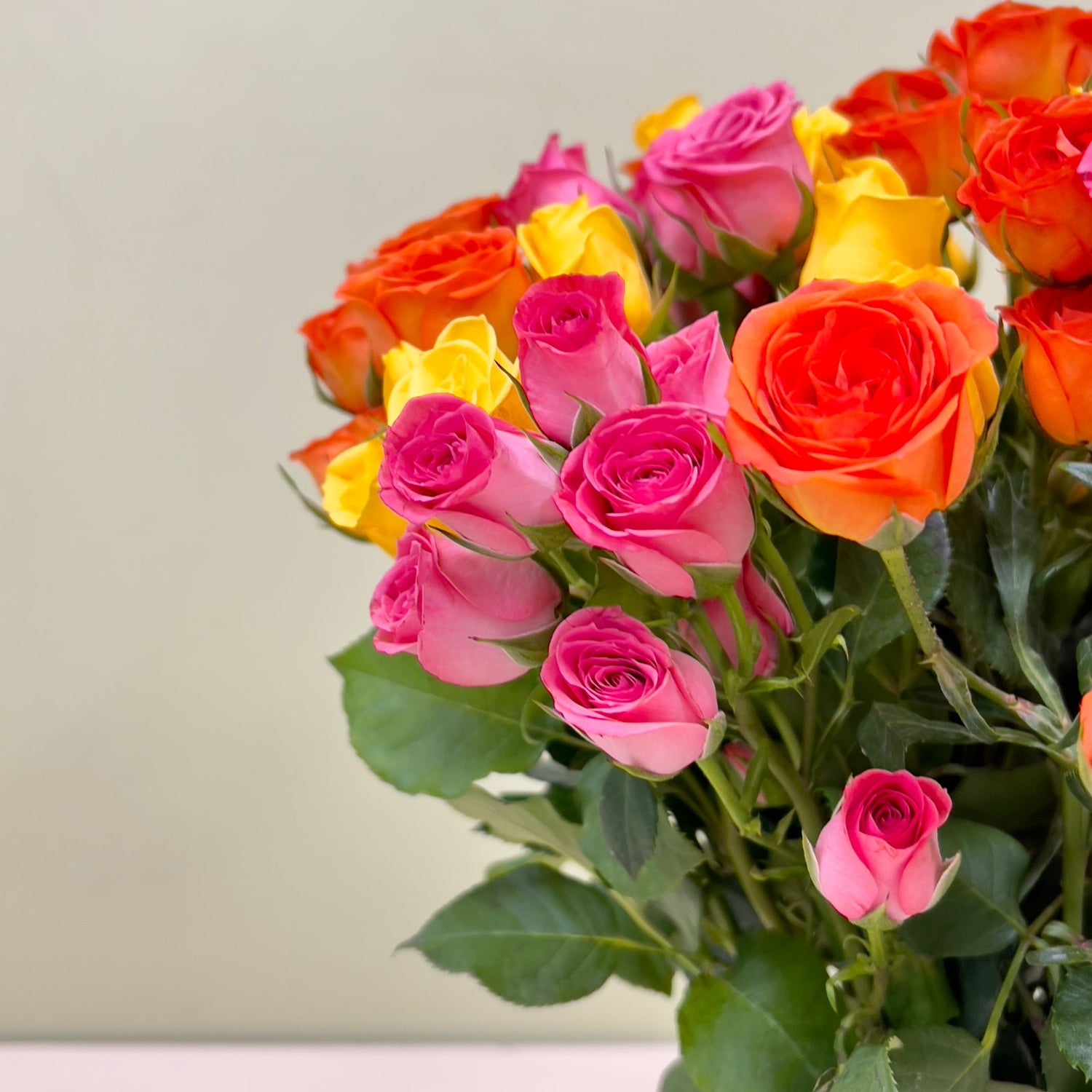 Florero de Mini Rosas. | Flores de ocoa